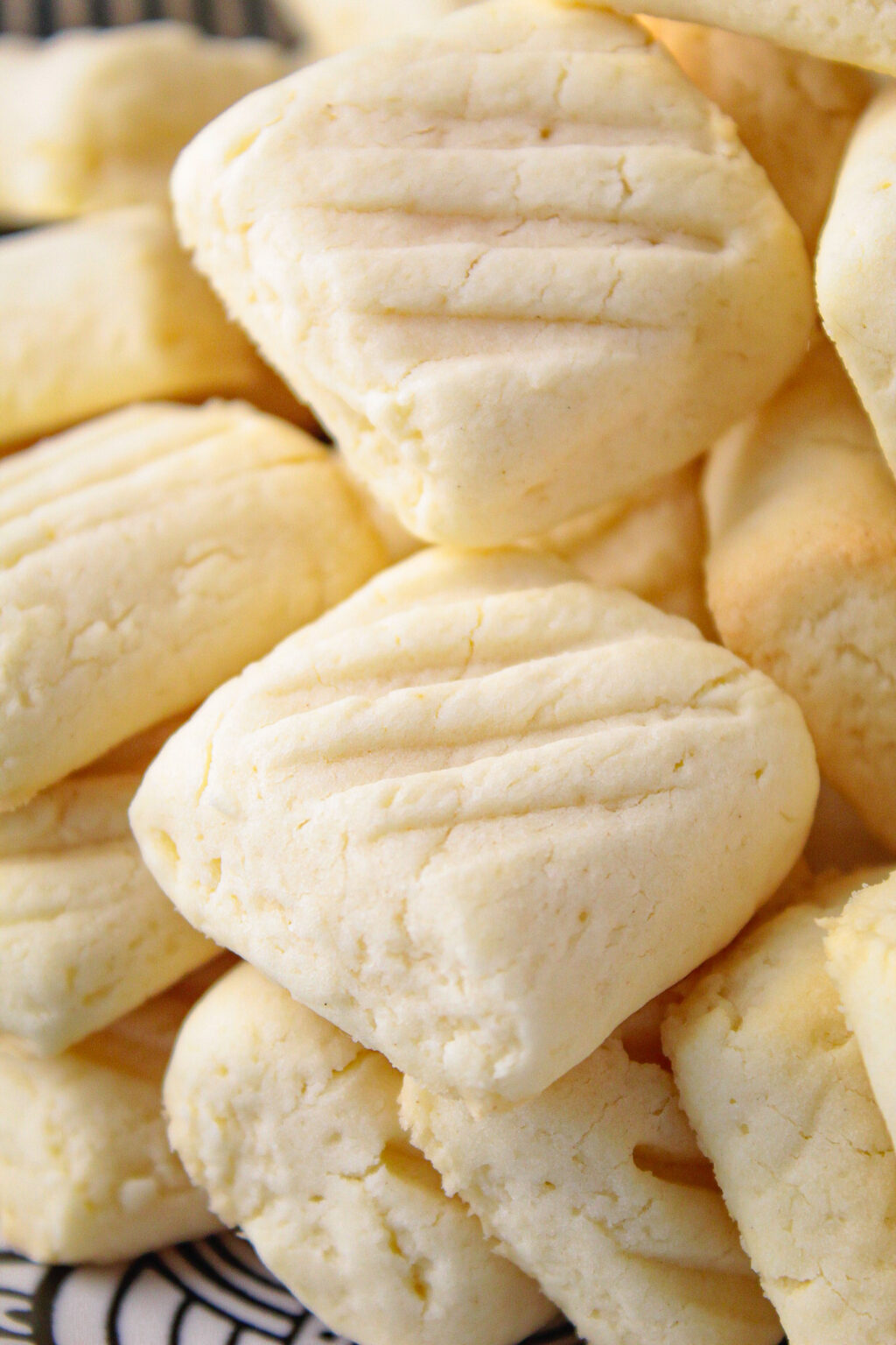 COMO FAZER BISCOITO DE NATA CASEIRO | DERRETE NA BOCA| SUPER FÁCIL ...