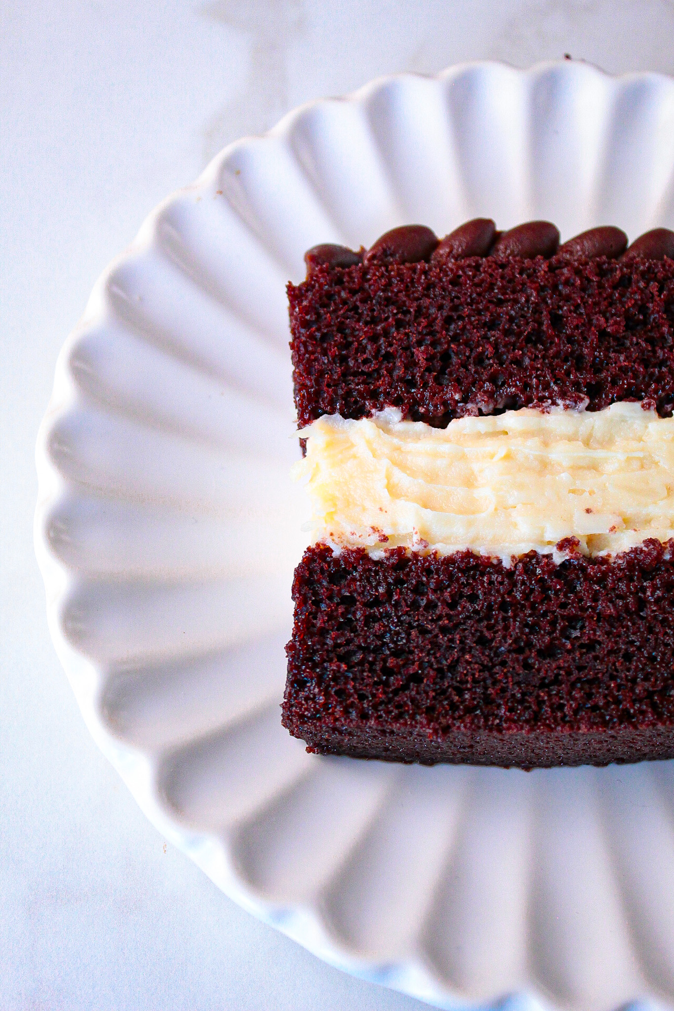 SLICE CAKE PRESTIGIO | BOLO EM FATIA RECHEADO COM COCO E CHOCOLATE ...