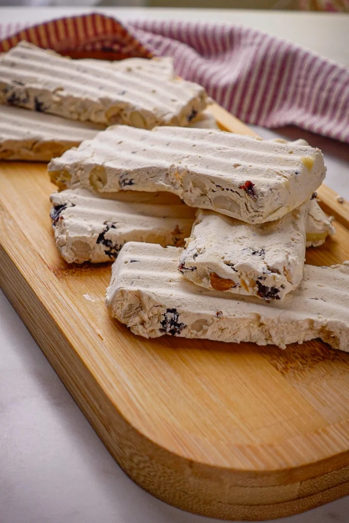 TORRONE CASEIRO (AMENDOLATE): AQUELE GOSTINHO DE INFÂNCIA QUE TODO ...